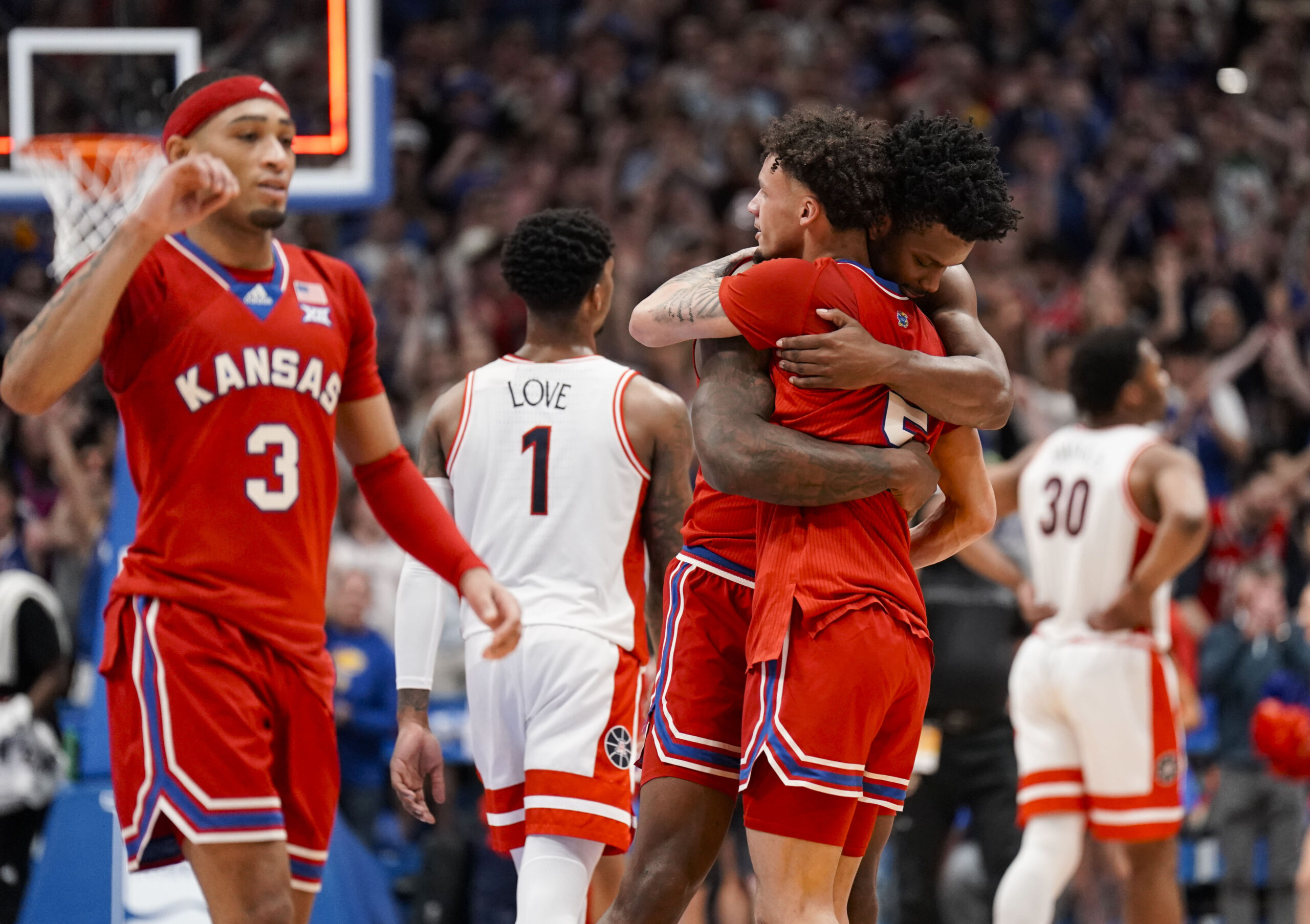 Photo Gallery: Jayhawks hold strong to beat Arizona, 83-76 on Senior ...